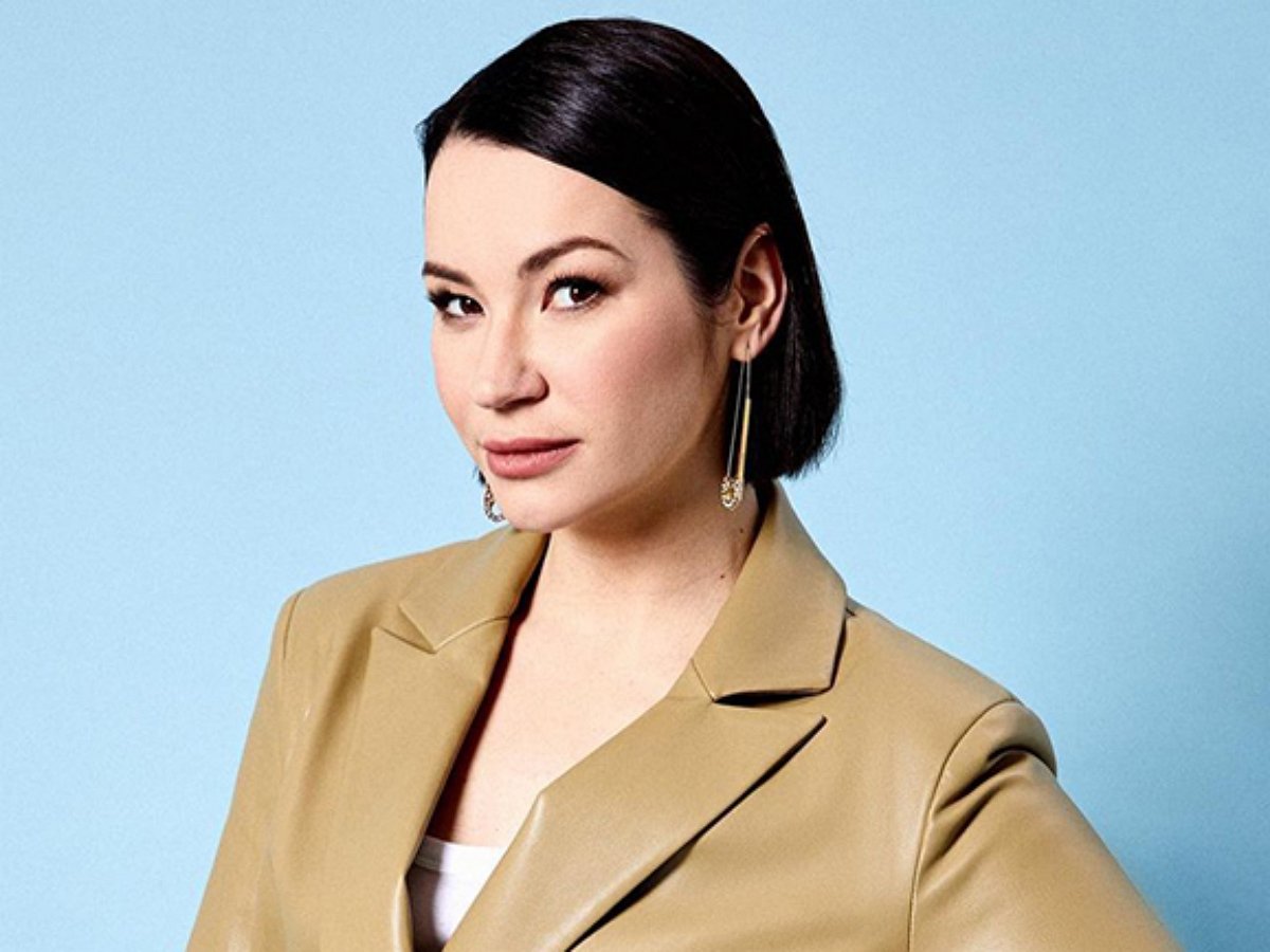 Ида Галич показала свое тело в мини-бикини в самом неожиданном ракурсе - TOPNews.RU